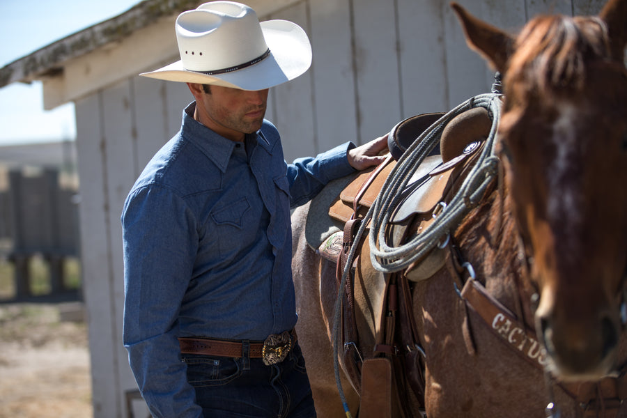 The History of Cowboy Hats: From the Wild West to Modern Fashion ...